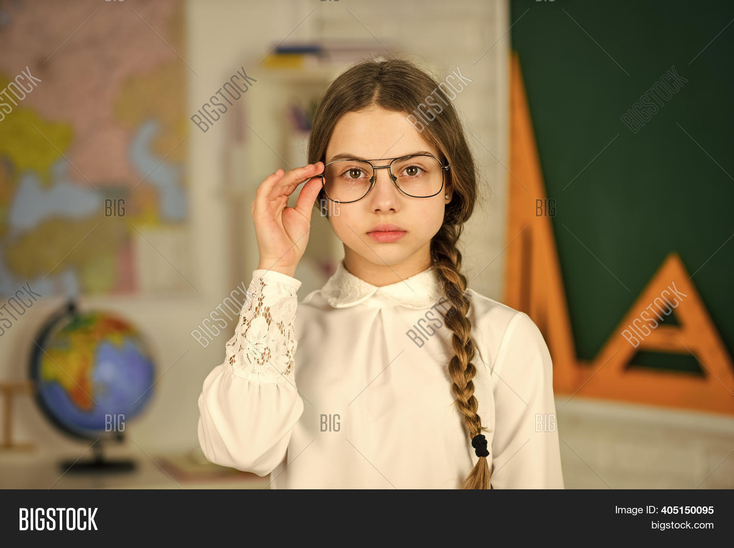 Smart Look. Small Image & Photo (Free Trial) | Bigstock
