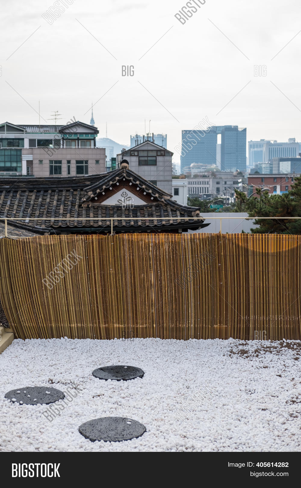 Rooftop Pebble Stone Image & Photo (Free Trial) | Bigstock