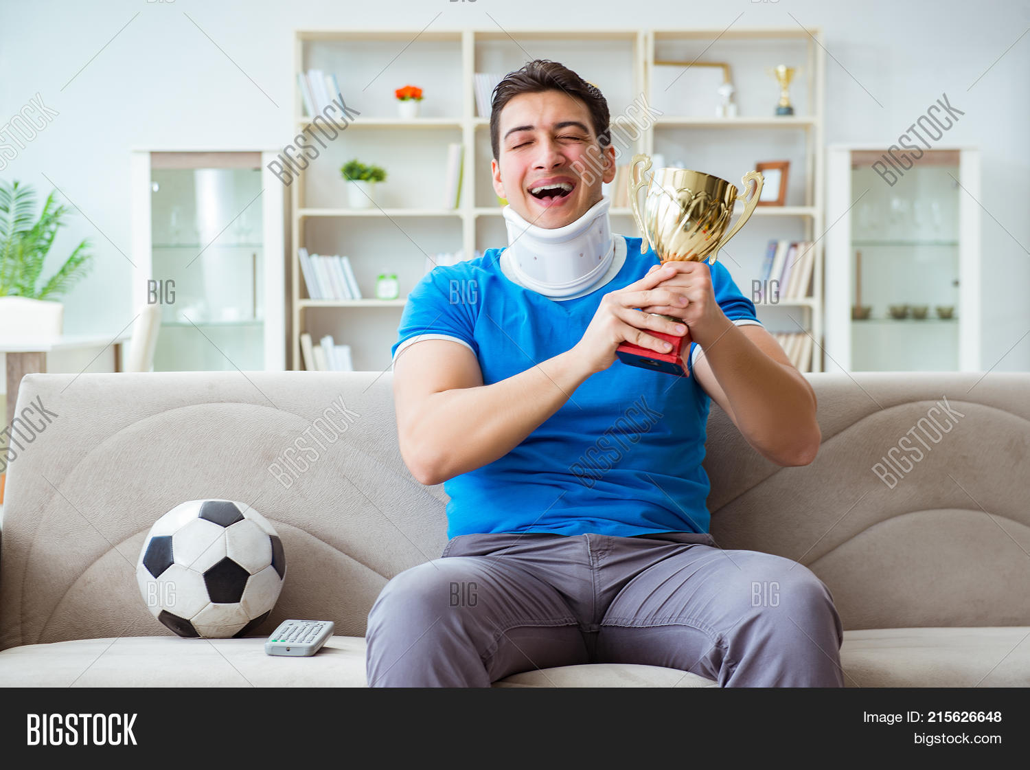 Man Neck Injury Image & Photo (Free Trial) | Bigstock