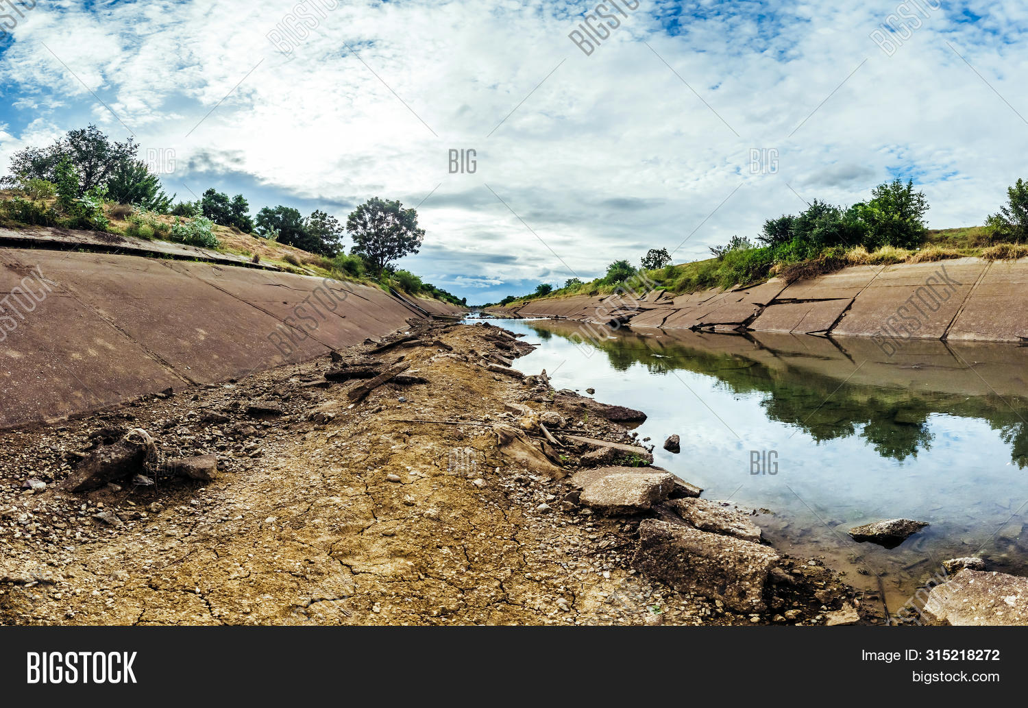 Irrigation Canal Image & Photo (Free Trial) | Bigstock