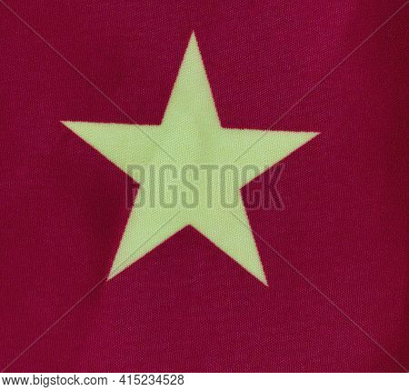 Single Yellow Star On Image & Photo (Free Trial) | Bigstock