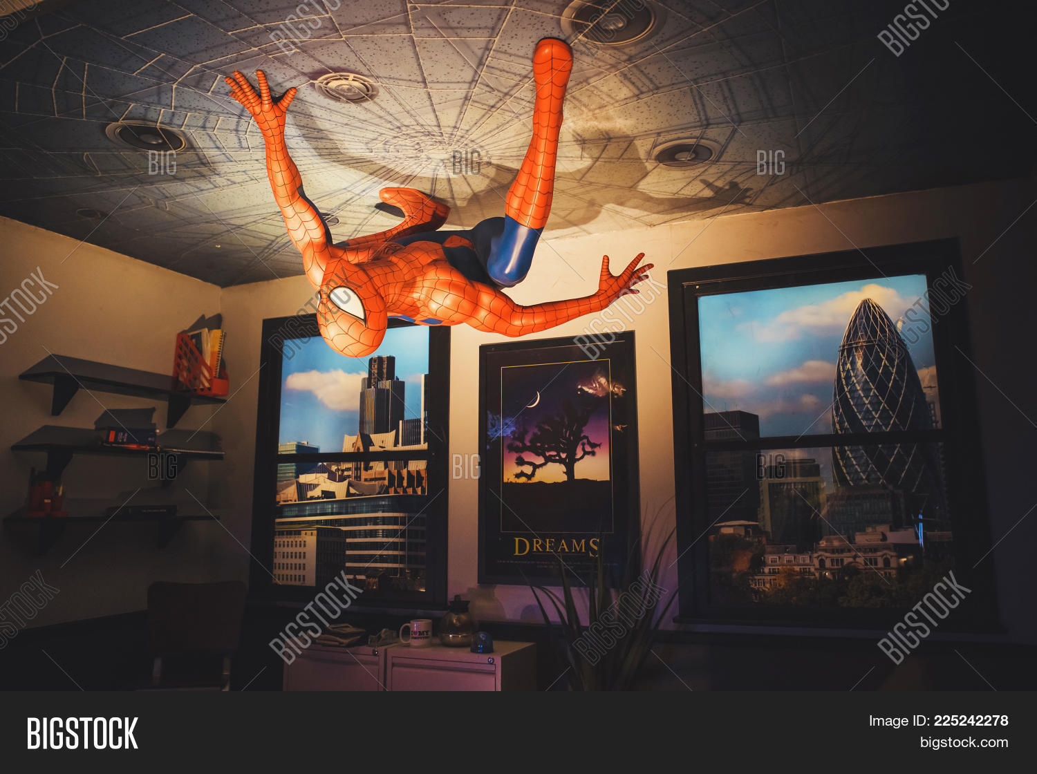 London, United Kingdom Image & Photo (Free Trial) | Bigstock