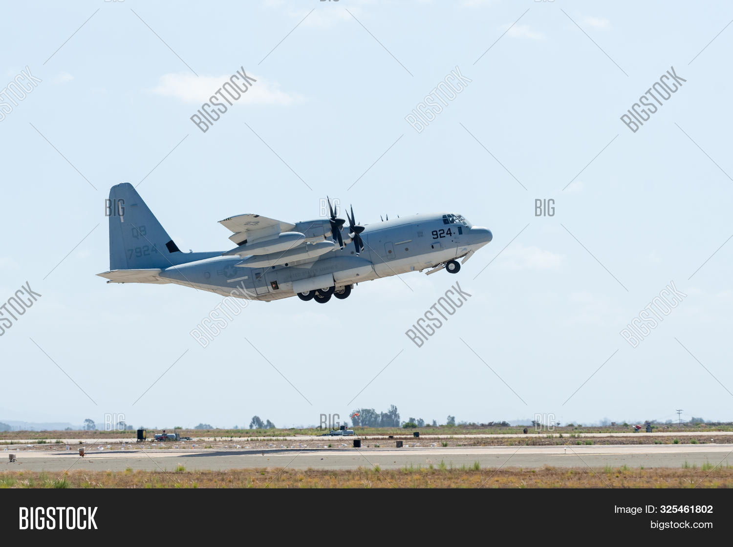 Lockheed Martin C-130J Image & Photo (Free Trial) | Bigstock