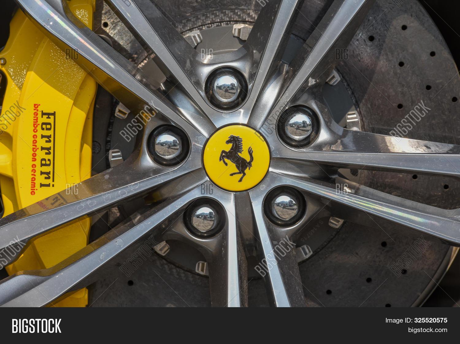 Ferrari Logo On Wheel Image & Photo (Free Trial) | Bigstock
