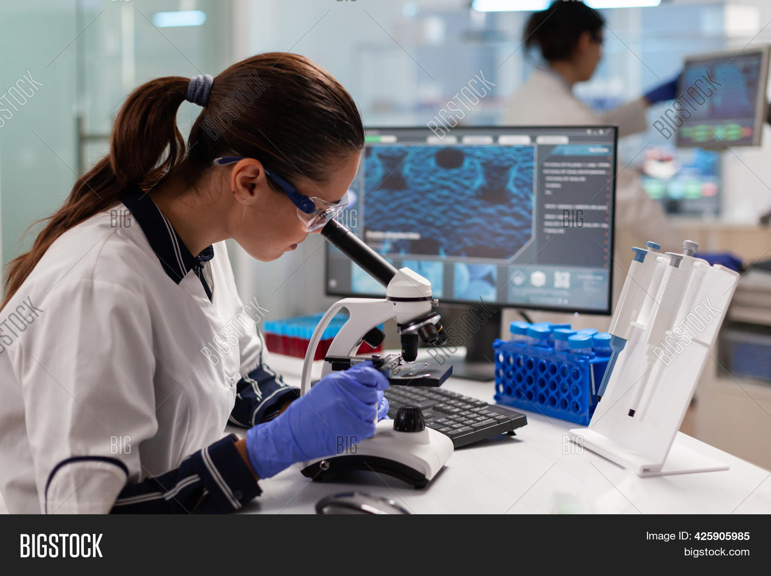 Healthcare Scientist Image & Photo (Free Trial) | Bigstock