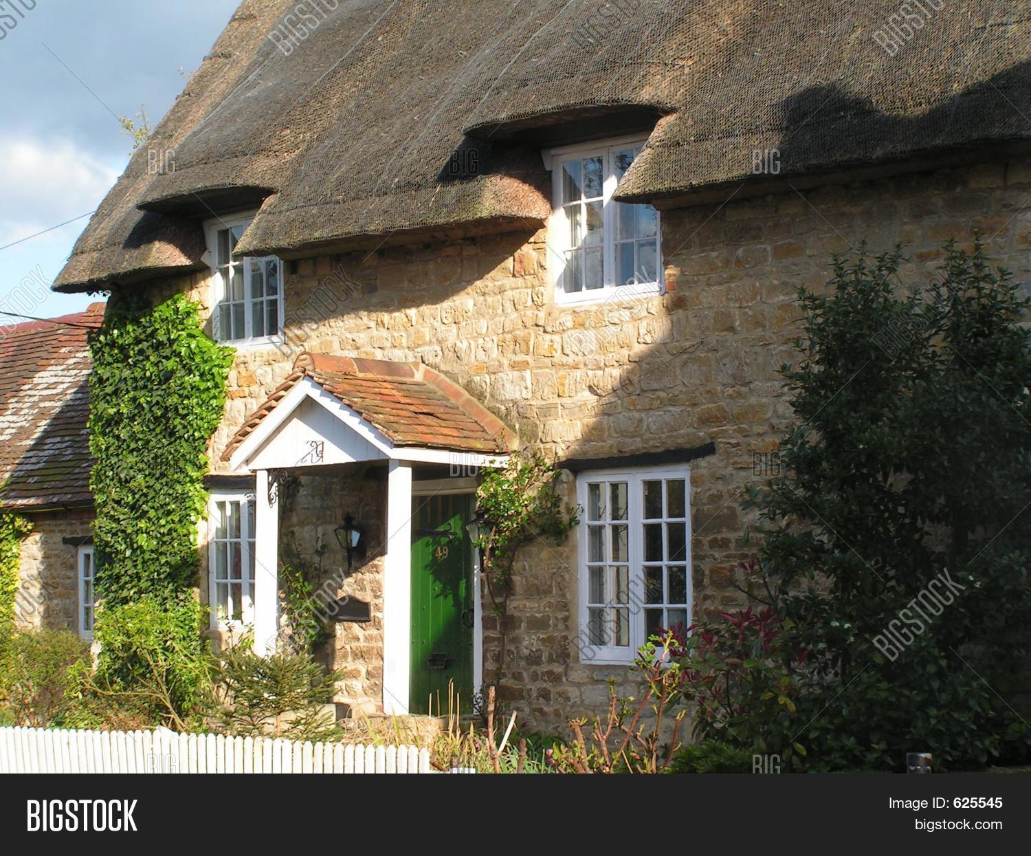 English Thatched Image & Photo (Free Trial) | Bigstock