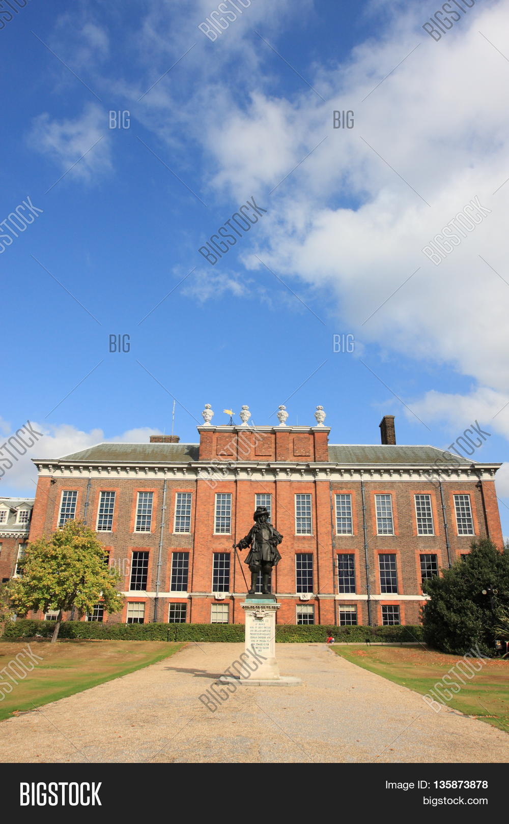 LONDON - SEPT 6, 2009 Image & Photo (Free Trial) | Bigstock