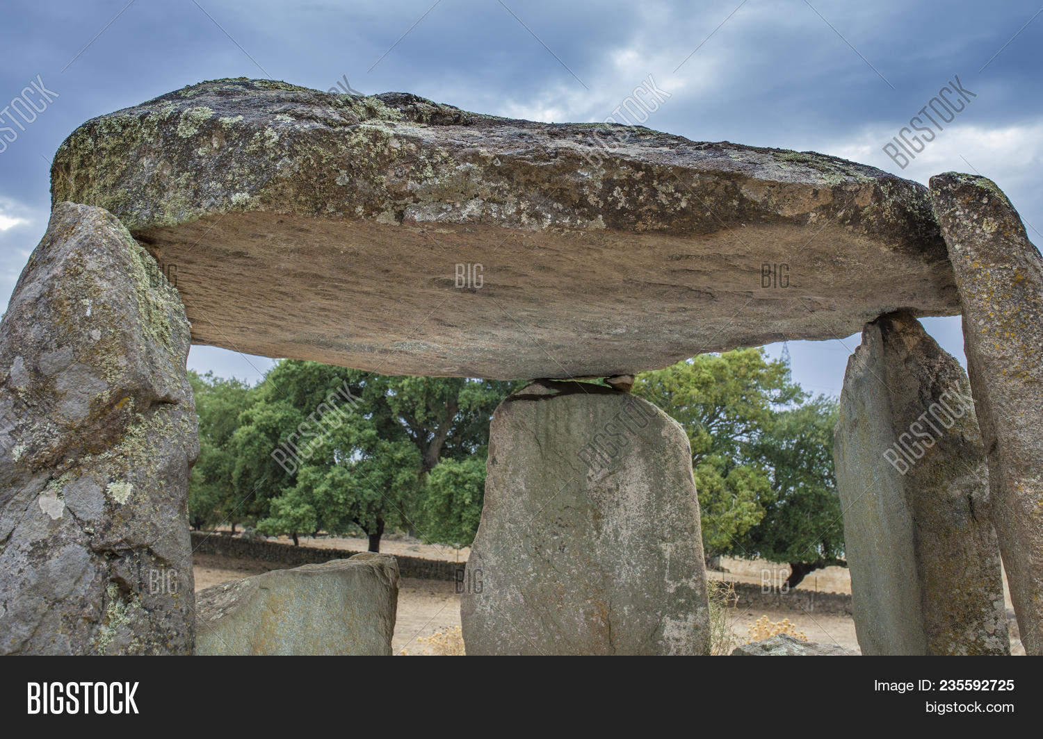 Capstone Table Dolmen Image & Photo (Free Trial) | Bigstock