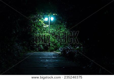 Lightening Street Lamp Image & Photo (Free Trial) | Bigstock