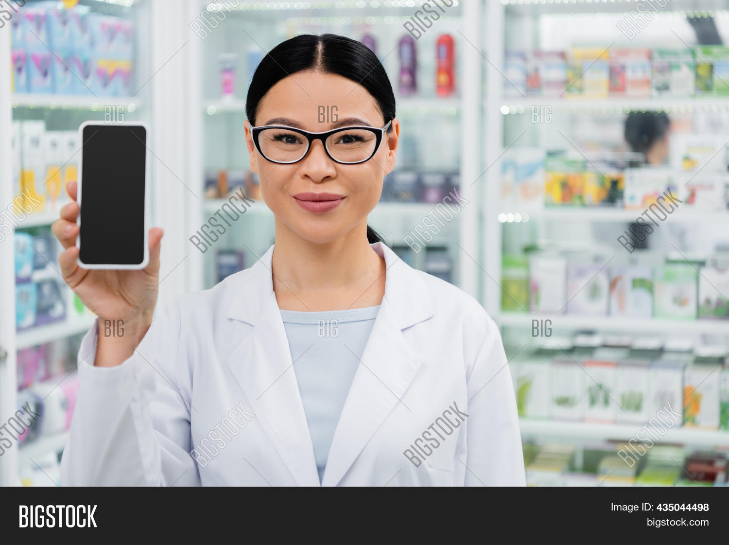 Asian Pharmacist Image & Photo (Free Trial) | Bigstock