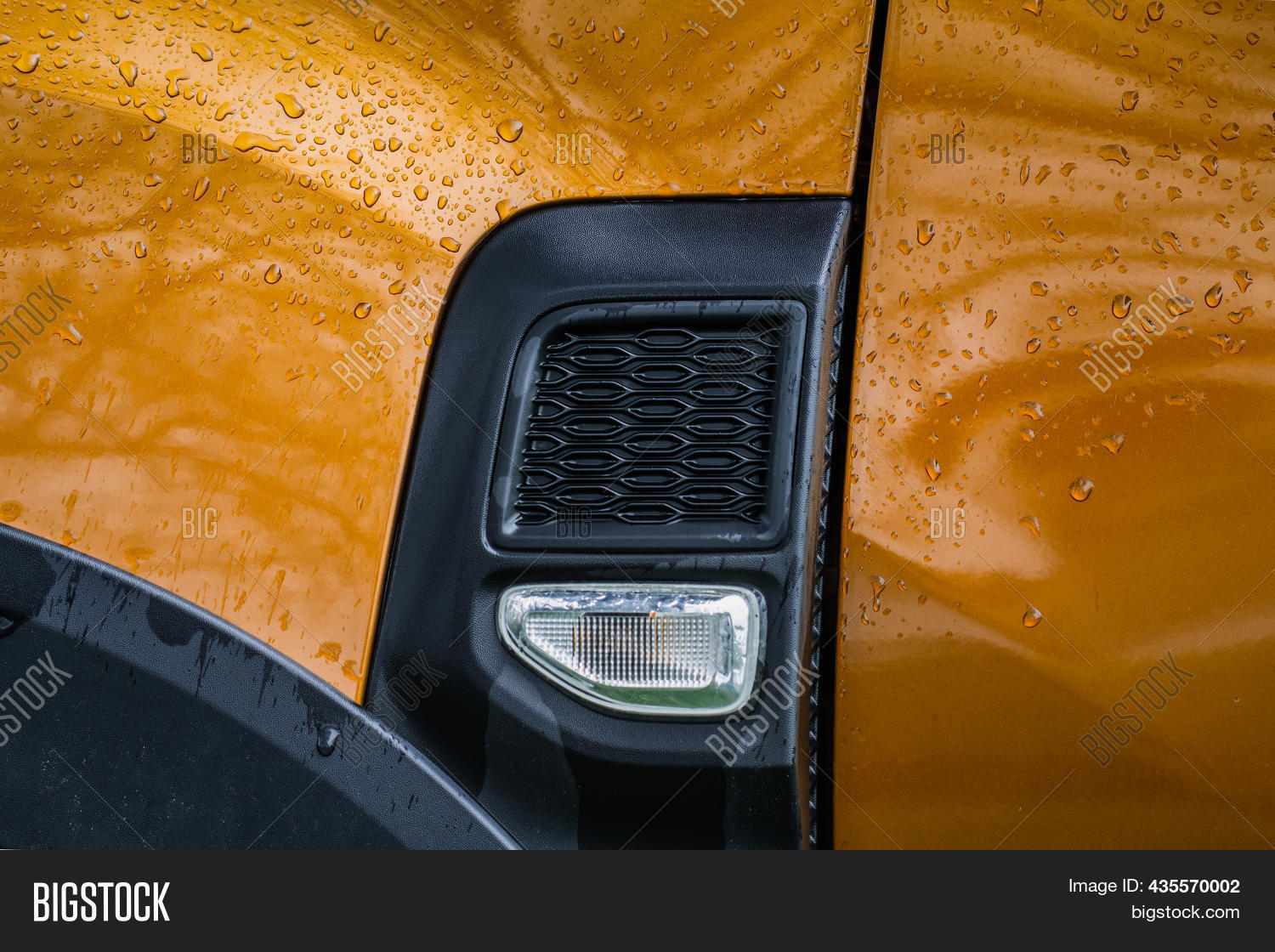 Modern Suv Turn Signal Image & Photo (Free Trial) | Bigstock