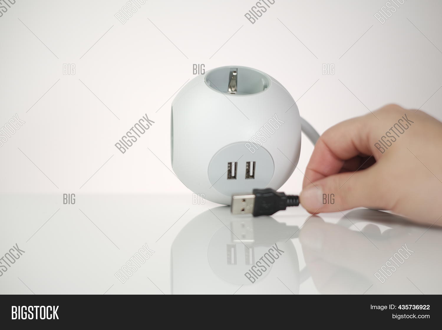 Usb Adapter.socket Usb Image & Photo (Free Trial) | Bigstock