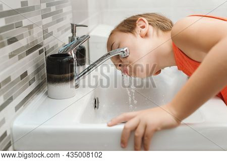 Boy Washing Face Image & Photo (Free Trial) | Bigstock