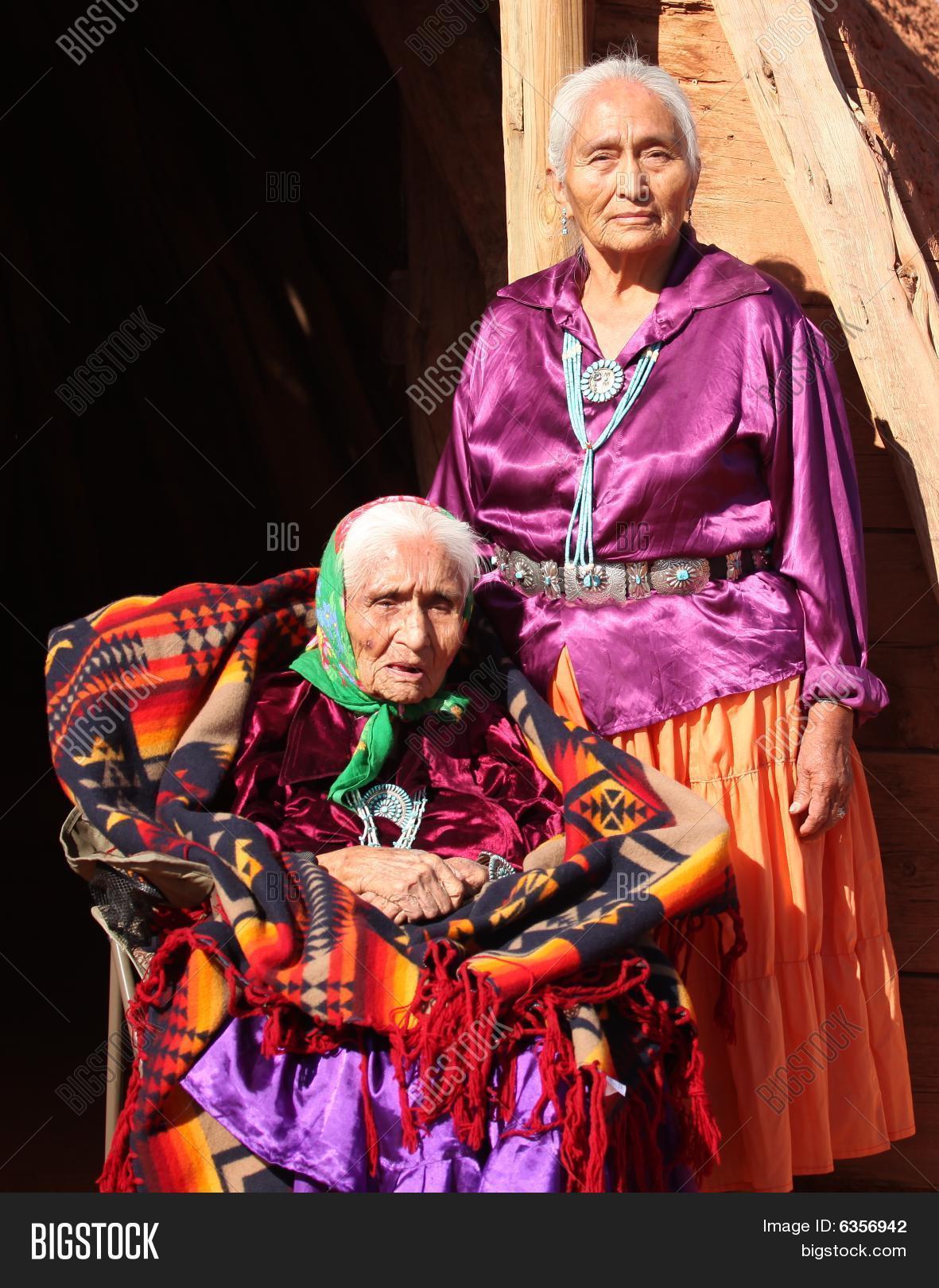Navajo Women Image & Photo (Free Trial) | Bigstock