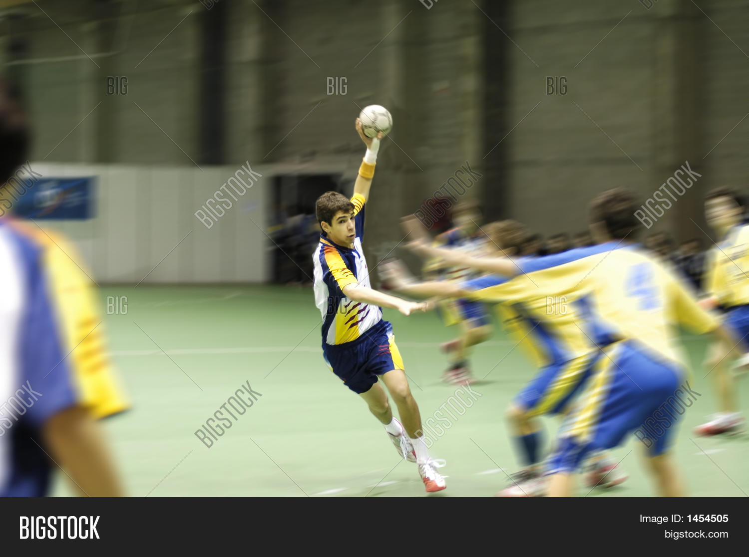 Handball Player Image & Photo (Free Trial) | Bigstock