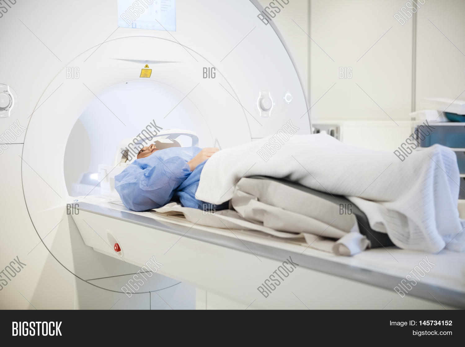 Patient Wearing Head Image & Photo (Free Trial) | Bigstock