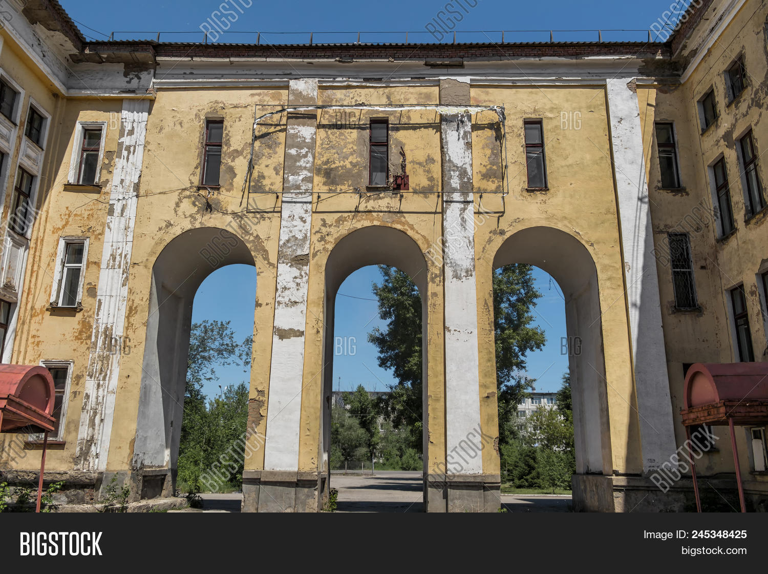 Old Abandoned Hospital Image & Photo (Free Trial) | Bigstock
