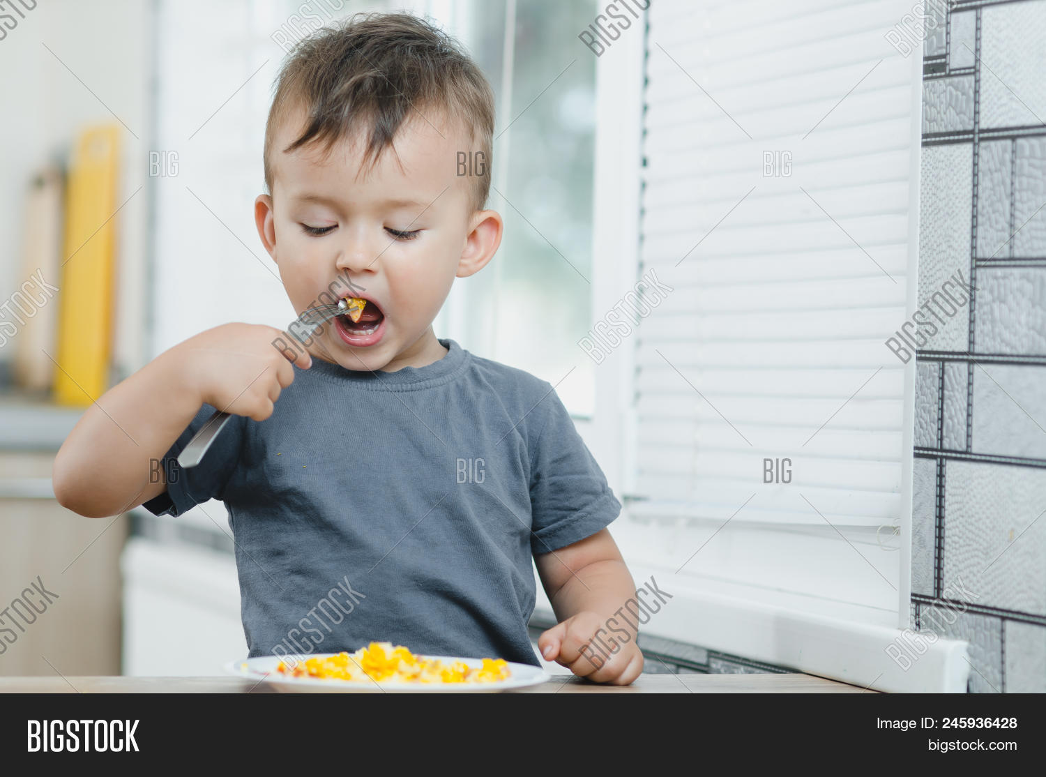 Child T-shirt Kitchen Image & Photo (Free Trial) | Bigstock