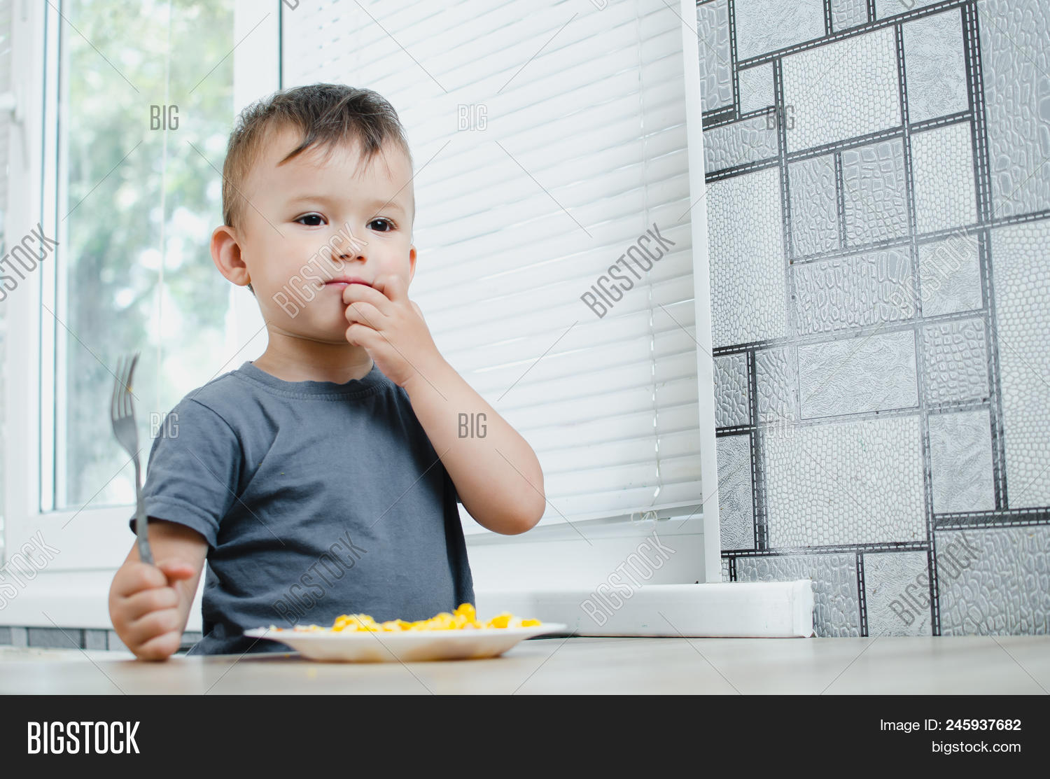 Child T-shirt Kitchen Image & Photo (Free Trial) | Bigstock