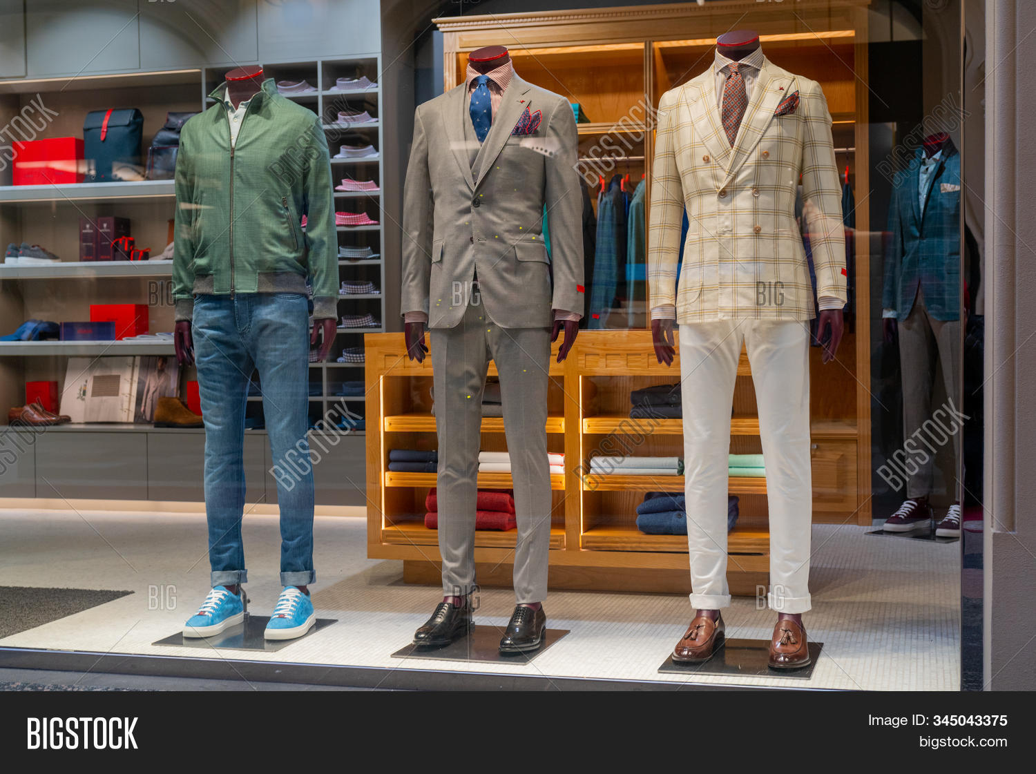 Male Dummy Shop Window Image & Photo (Free Trial) | Bigstock