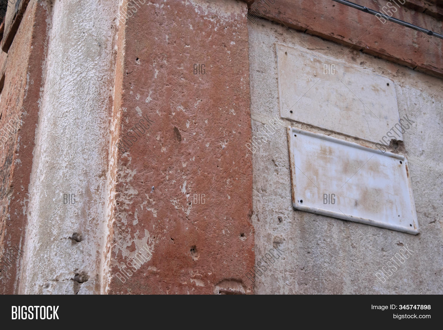 Old Dilapidated Wall Image & Photo (Free Trial) | Bigstock