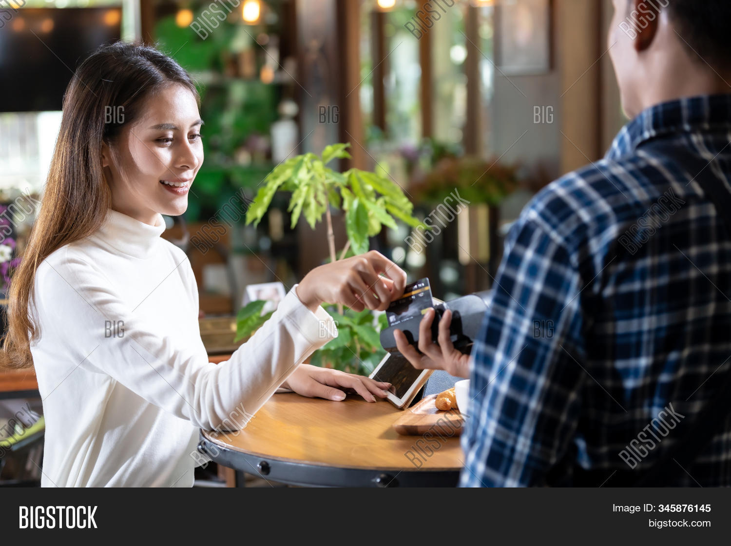 Asian Woman Customer Image & Photo (Free Trial) | Bigstock