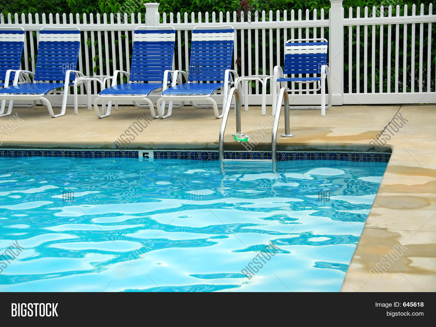 Outdoor Swim Pool Image & Photo (Free Trial) | Bigstock