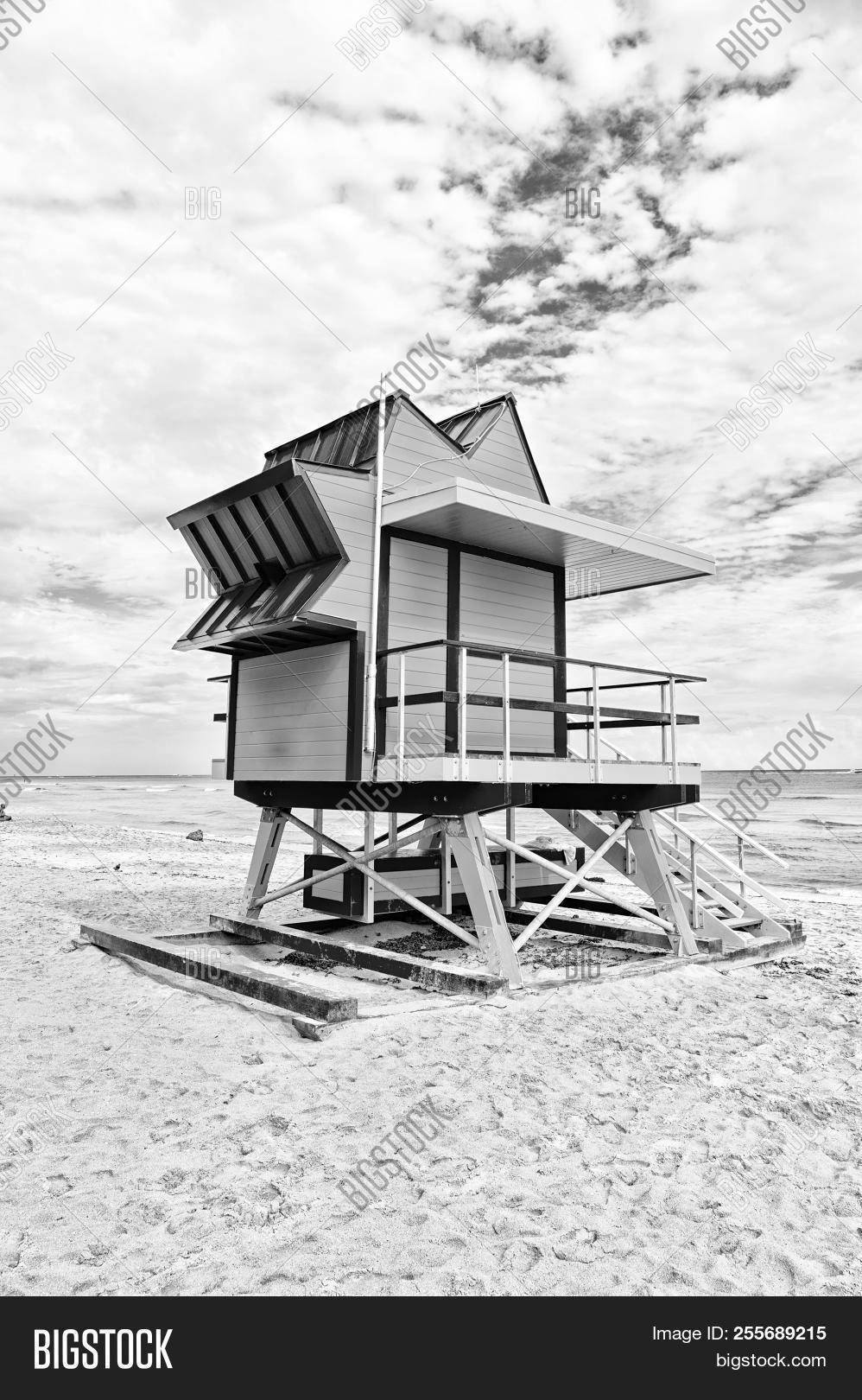 Lifeguard House On Image & Photo (Free Trial) | Bigstock