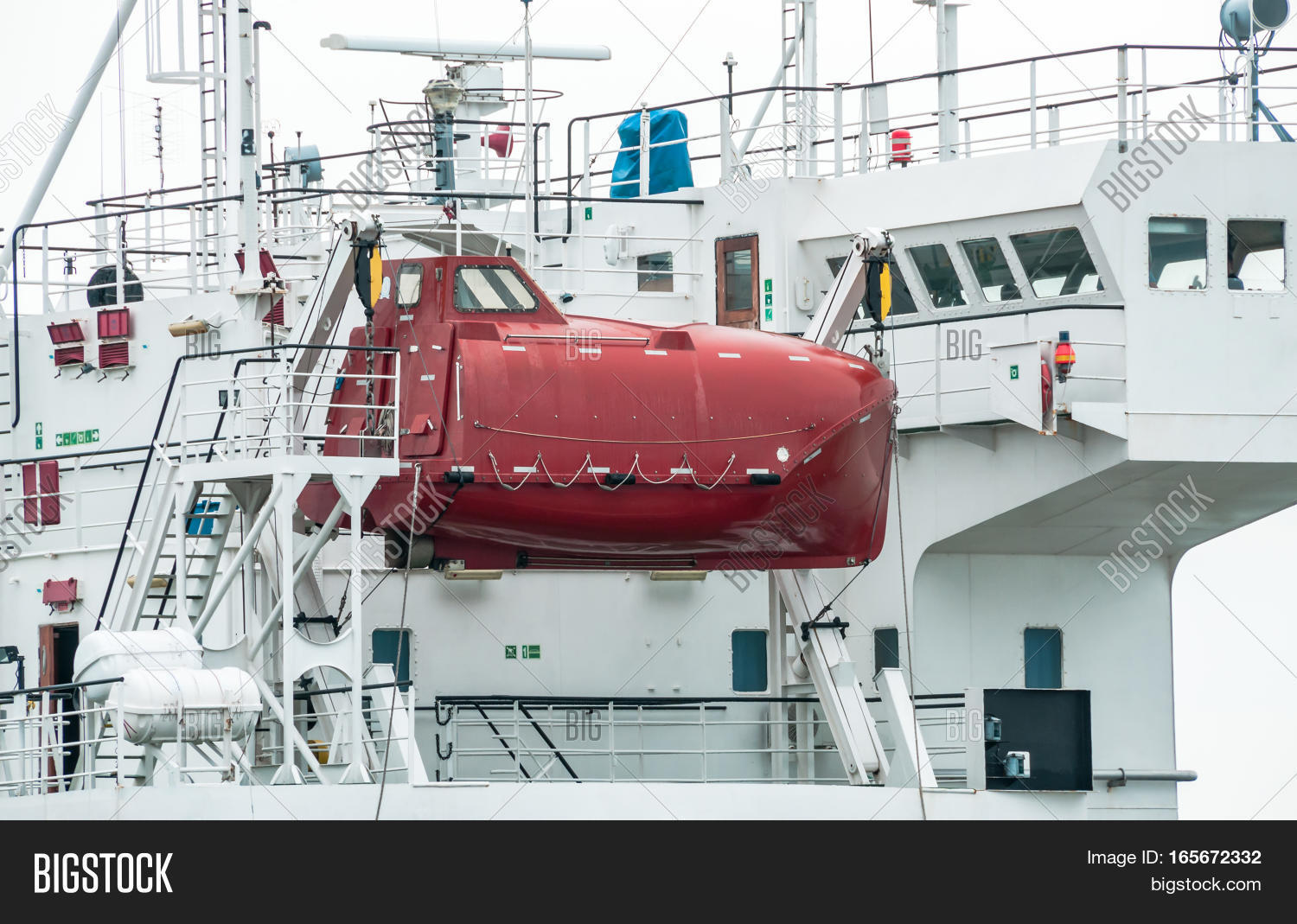 Enclosed Lifeboat Ship Image & Photo (Free Trial) | Bigstock