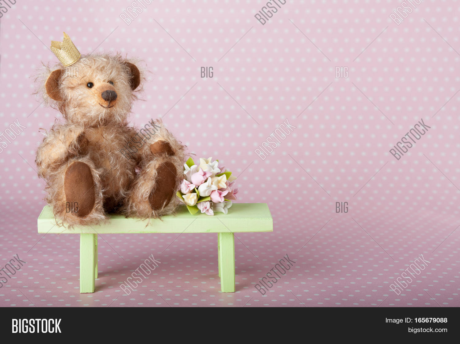 Cute Teddy Bear Crown Image & Photo (Free Trial) | Bigstock