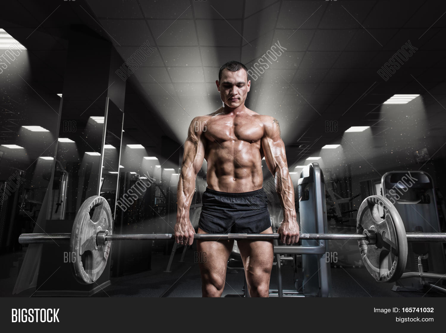 Muscular Man Workout Image & Photo (Free Trial) | Bigstock