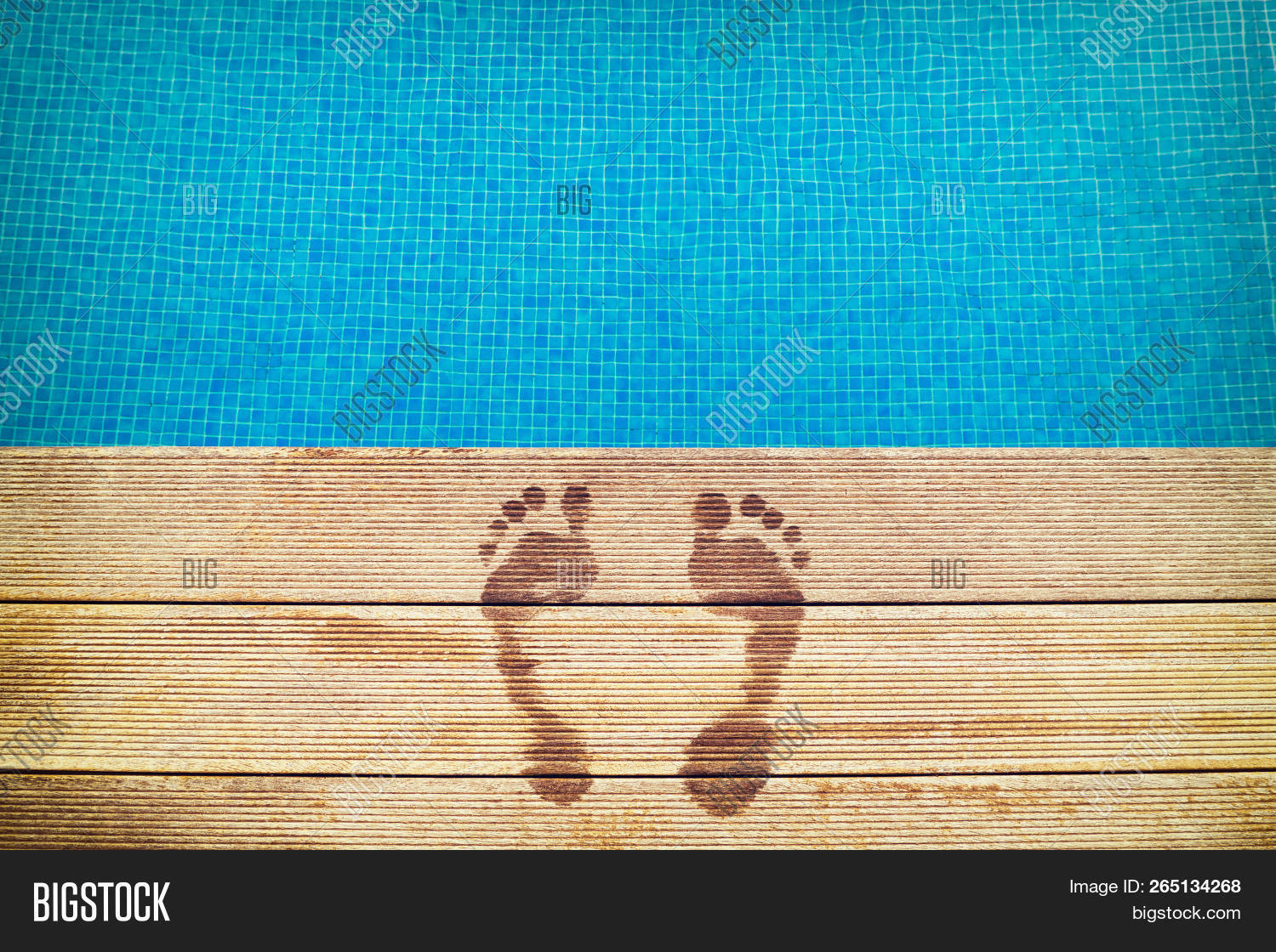 :icture Footprints On Image & Photo (Free Trial) | Bigstock