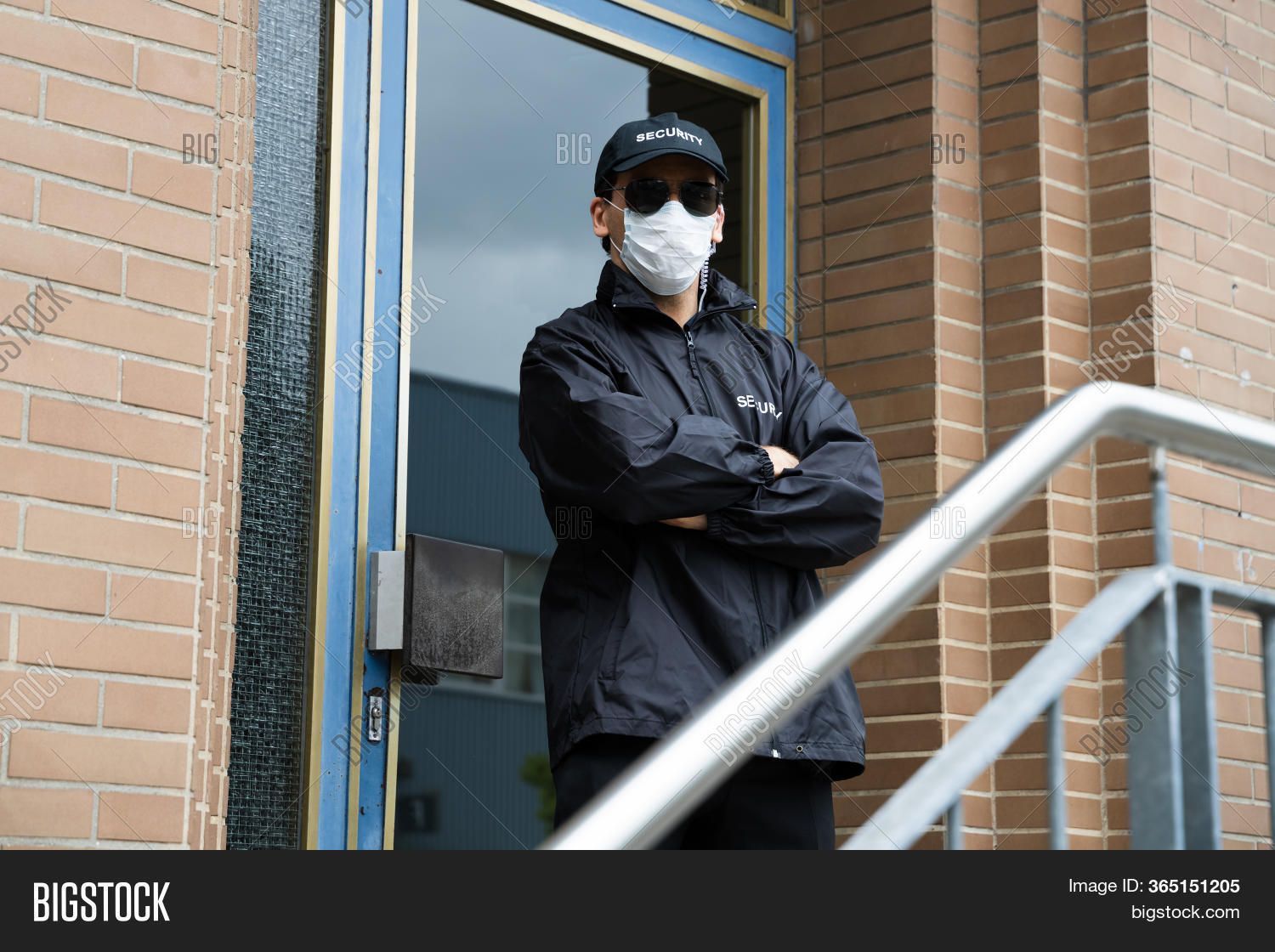 Security Guard Image & Photo (Free Trial) | Bigstock