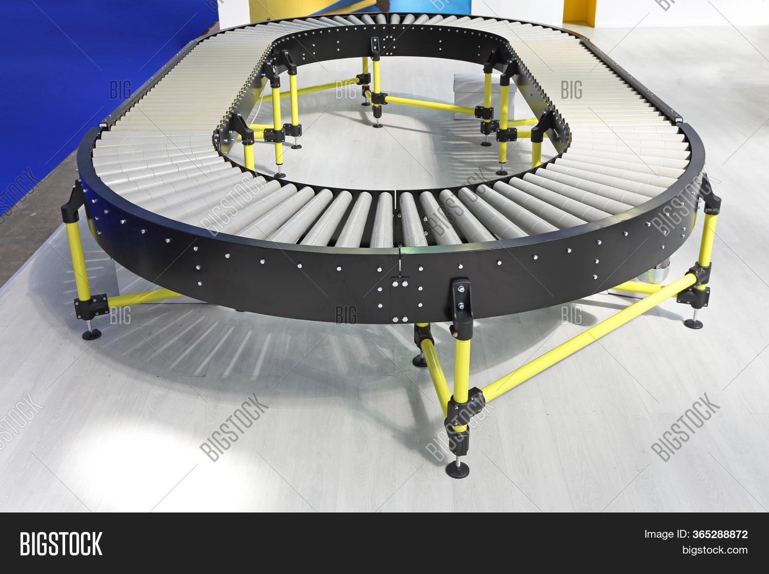 Conveyor Rollers Loop Image & Photo (Free Trial) | Bigstock