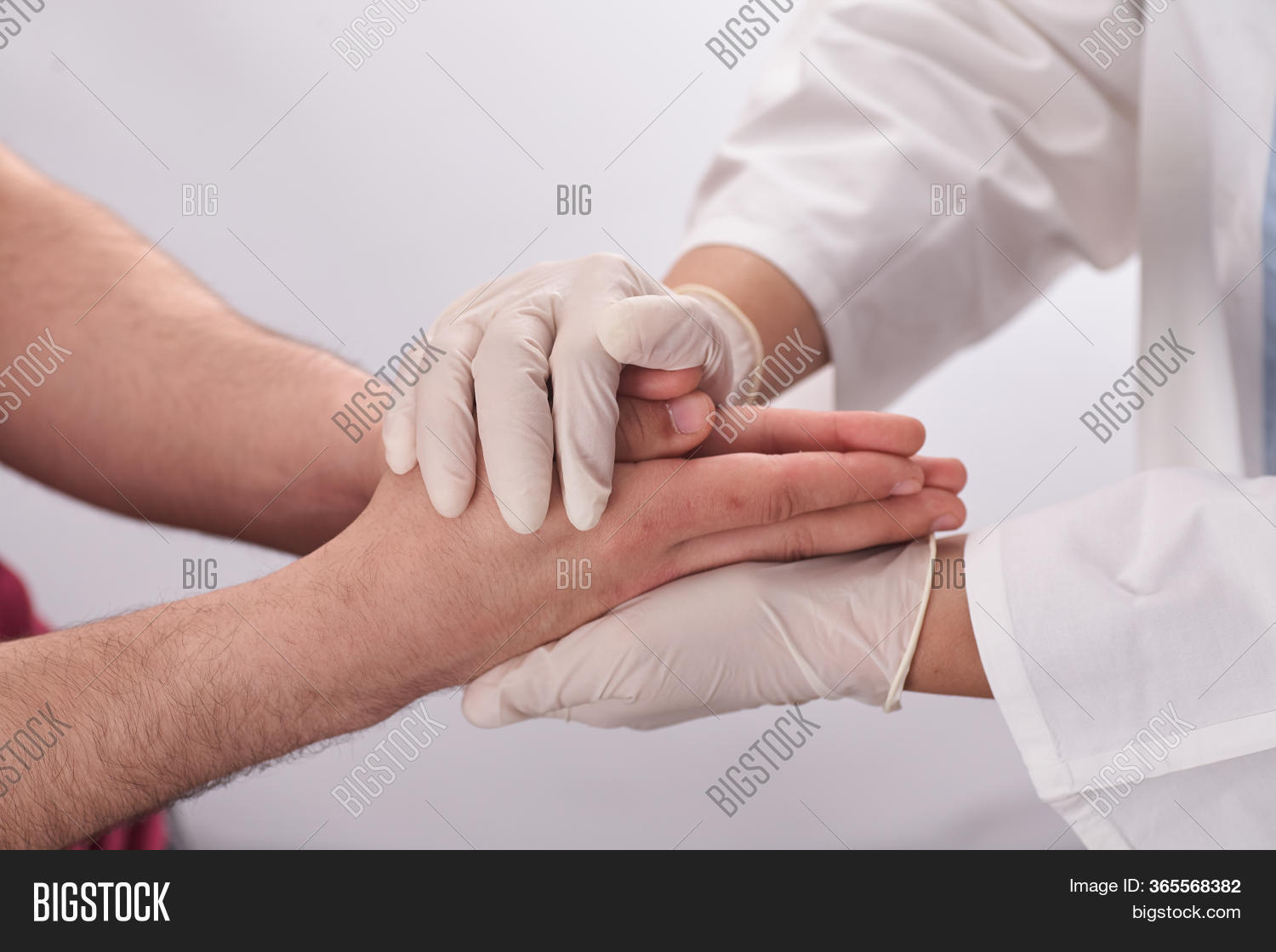 Female Doctor Holding Image & Photo (Free Trial) | Bigstock