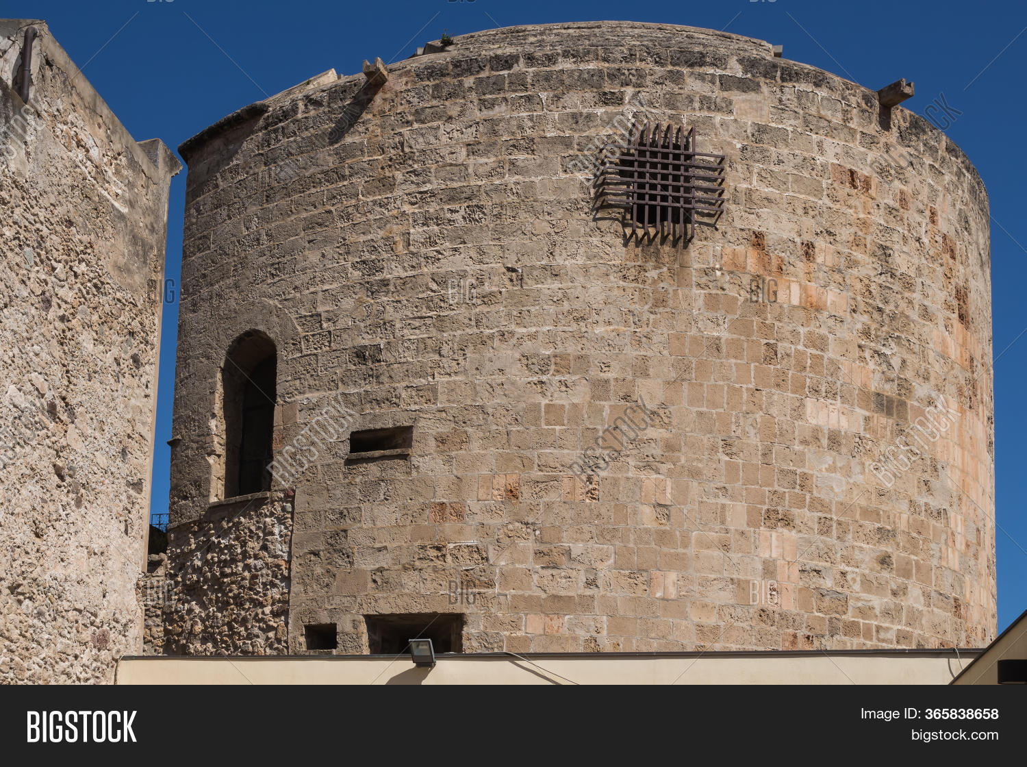 Round Building Image & Photo (Free Trial) | Bigstock