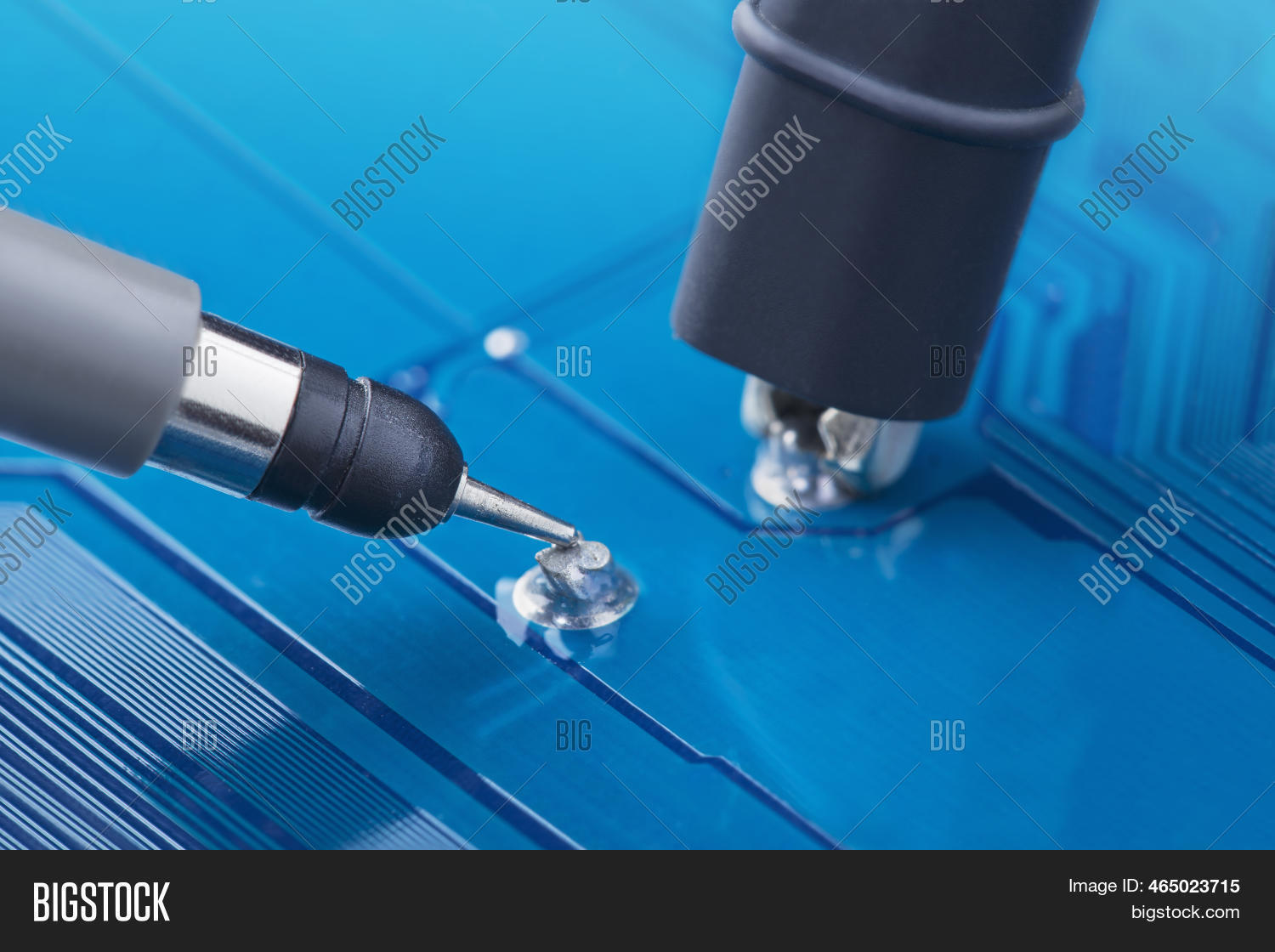 Measuring Electronic Image & Photo (Free Trial) | Bigstock