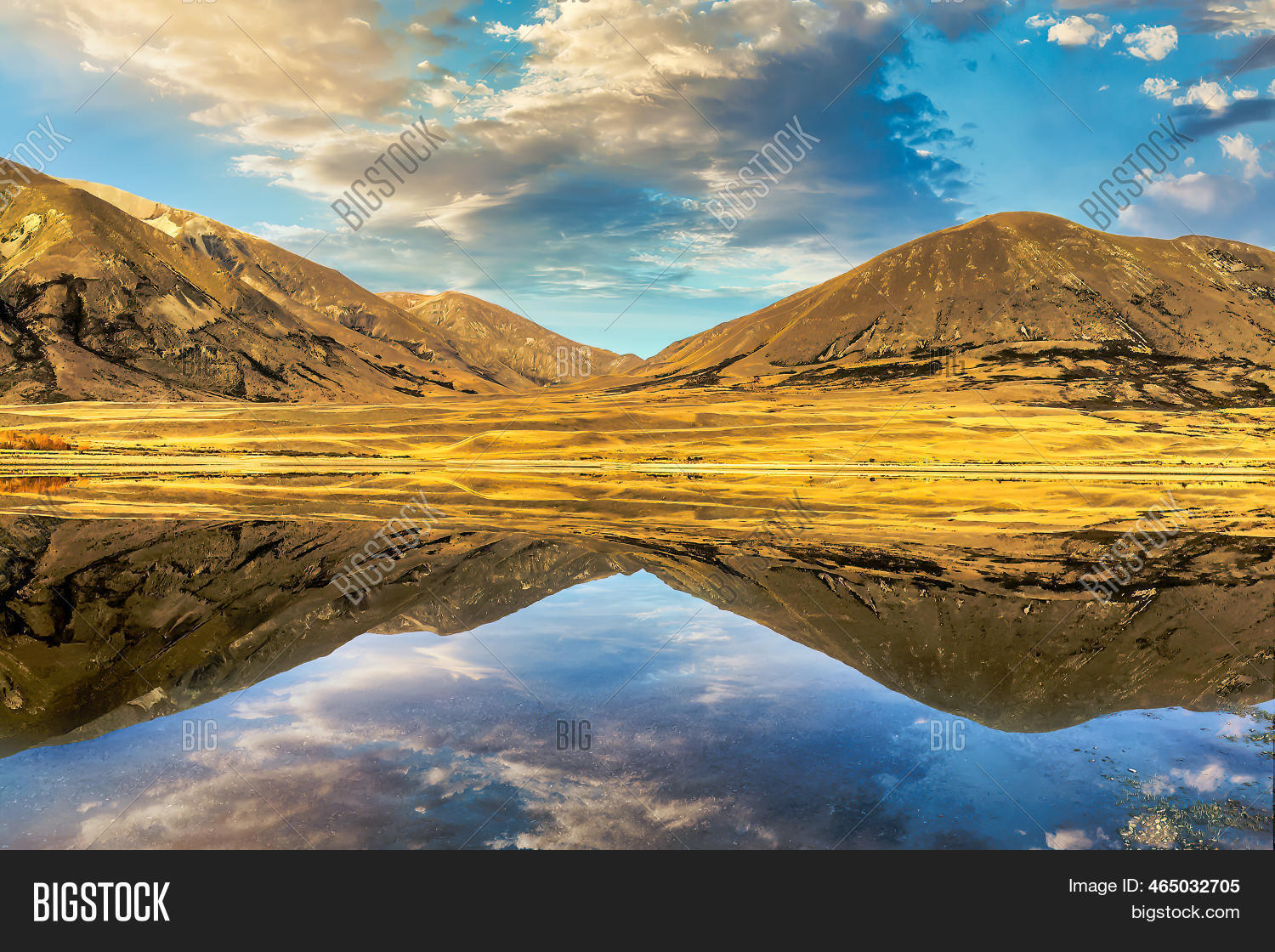 Stunning Crystal Clear Image & Photo (Free Trial) | Bigstock