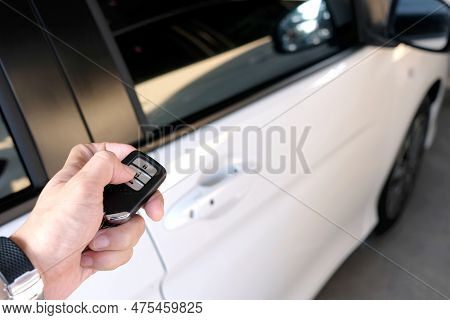 Push Door Images, Illustrations & Vectors (Free) - Bigstock