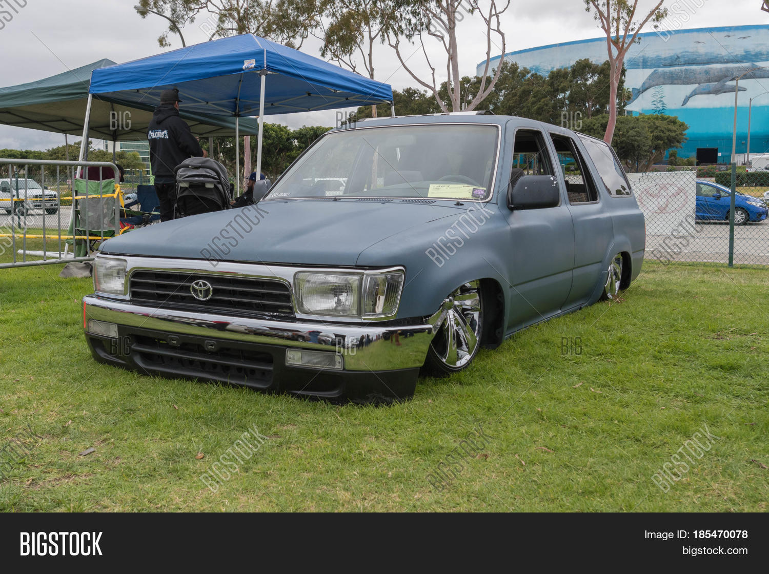 Toyota 4Runner 1992 On Image & Photo (Free Trial) | Bigstock