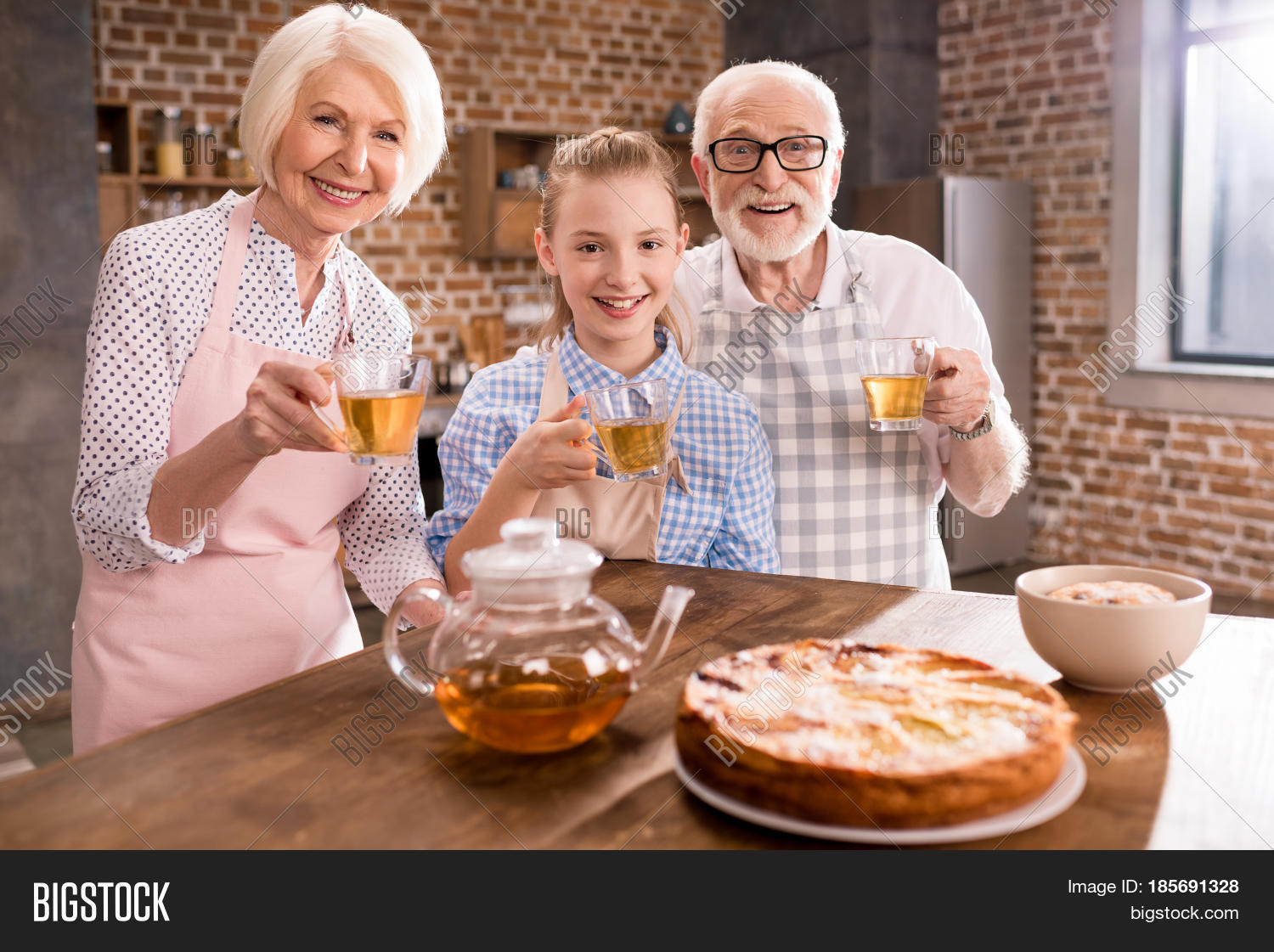 Family Drinking Tea Image & Photo (Free Trial) | Bigstock