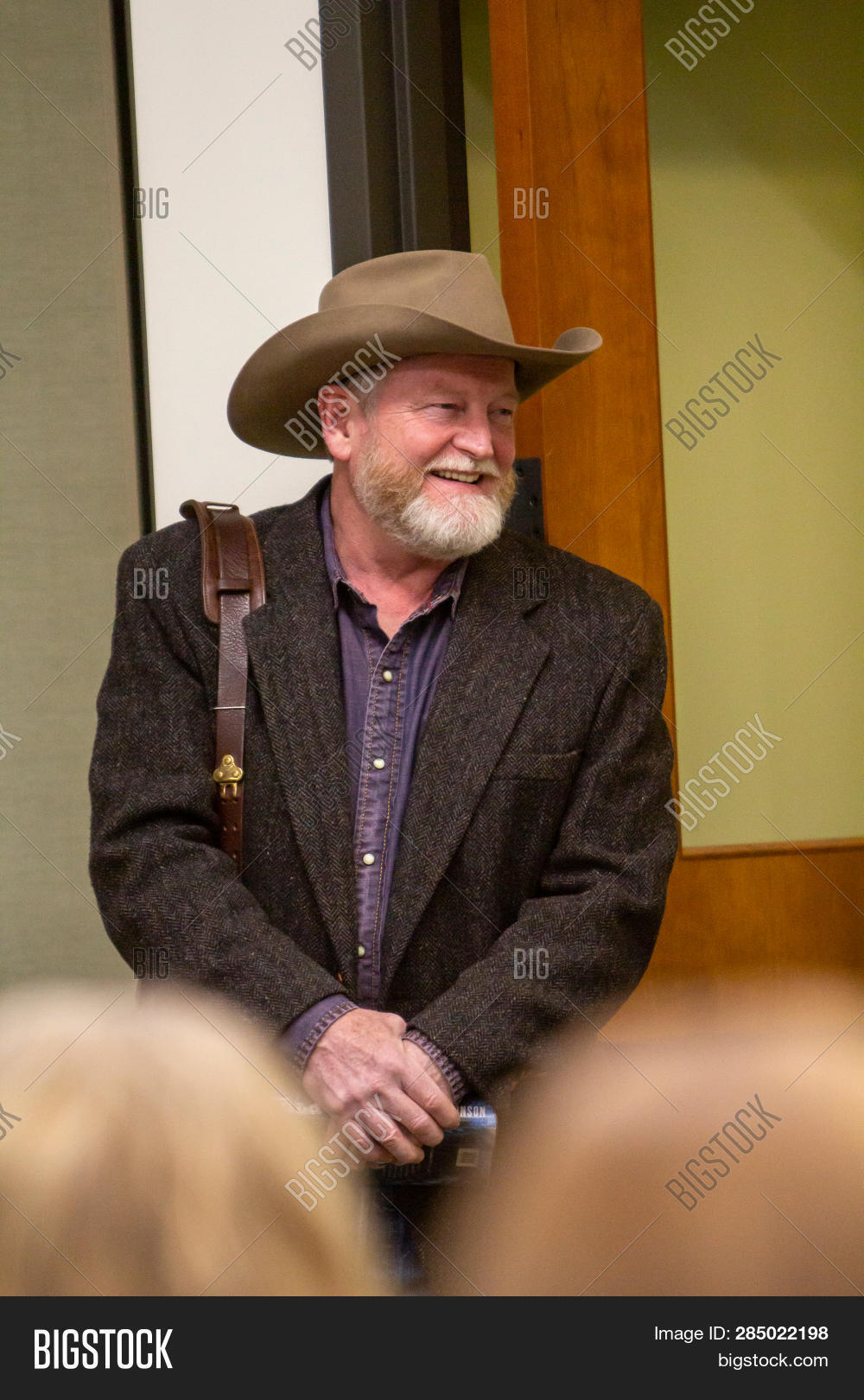 Author Craig Johnson Image & Photo (Free Trial) | Bigstock