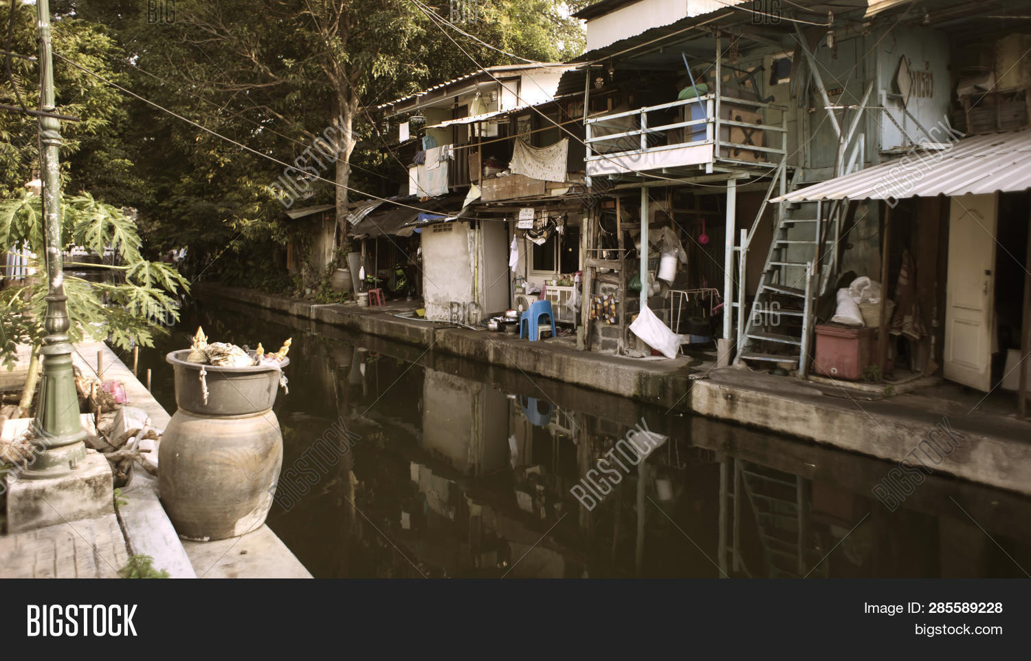 Slums House Poor Image & Photo (Free Trial) | Bigstock