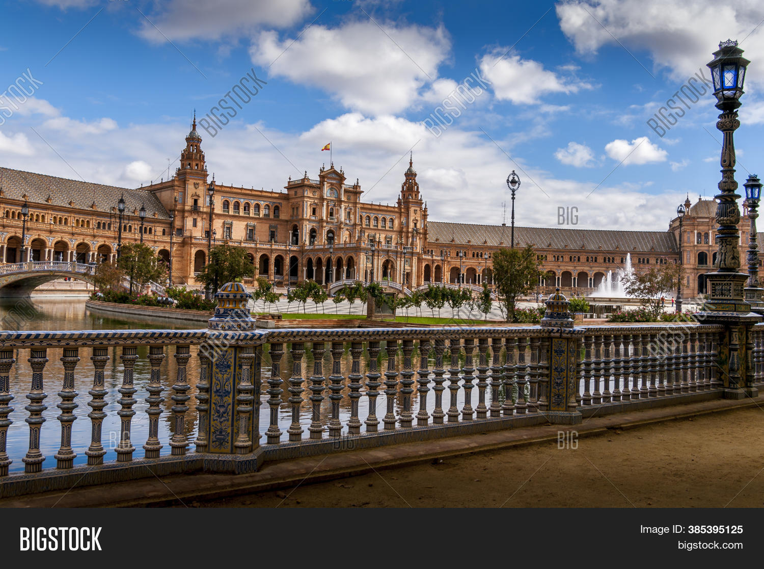 Sevilla, Spain - June Image & Photo (Free Trial) | Bigstock