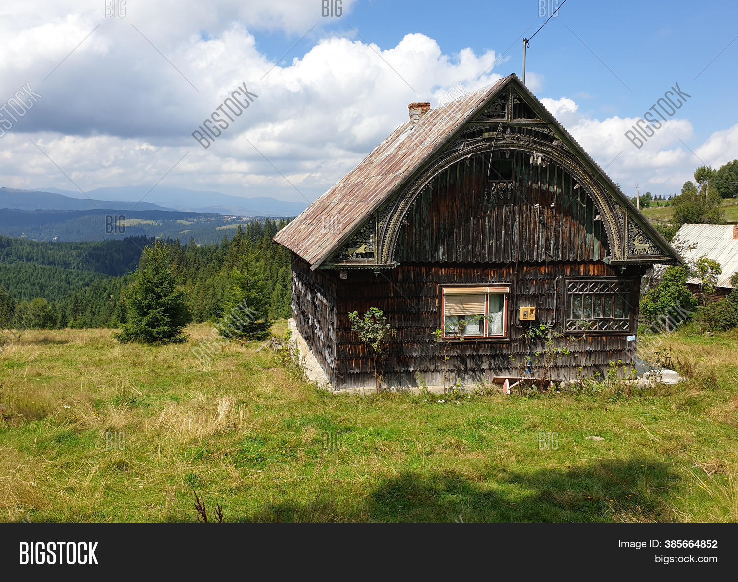 Traditional Wooden Image & Photo (Free Trial) | Bigstock