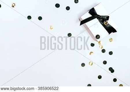 White Gift Present Box Image & Photo (Free Trial) | Bigstock