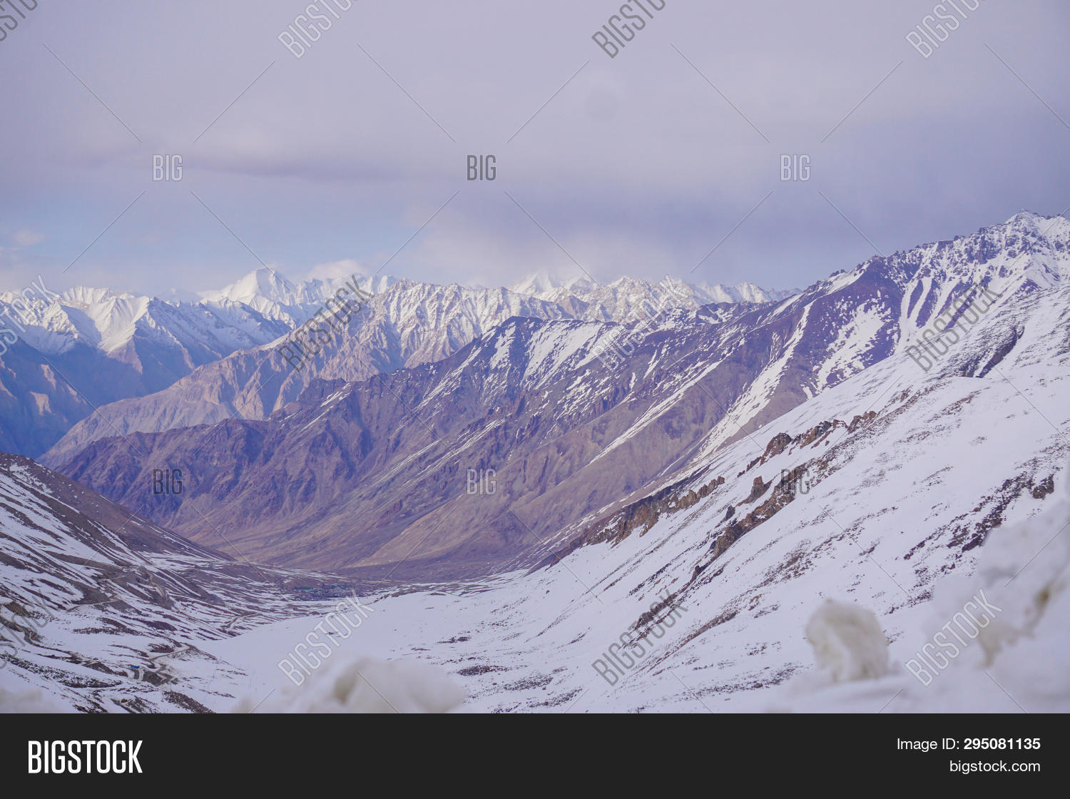 On Road Leh Ladakh Image & Photo (Free Trial) | Bigstock
