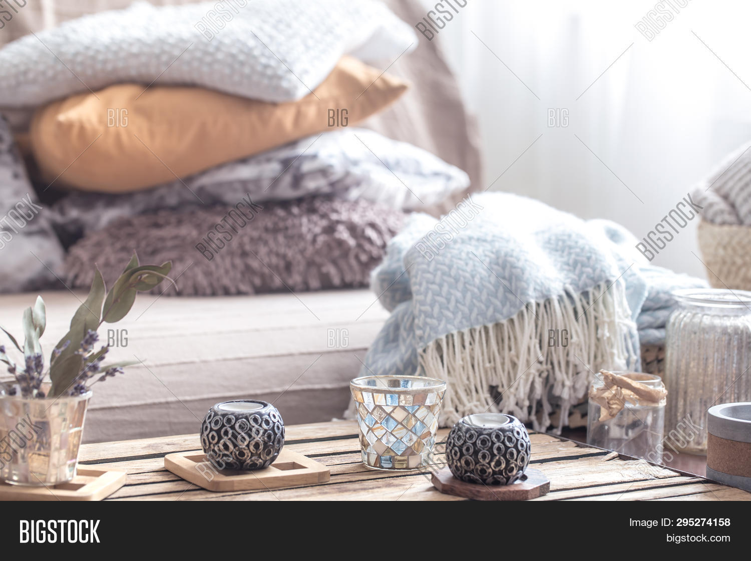 Still Life Home Decor Image & Photo (Free Trial) | Bigstock