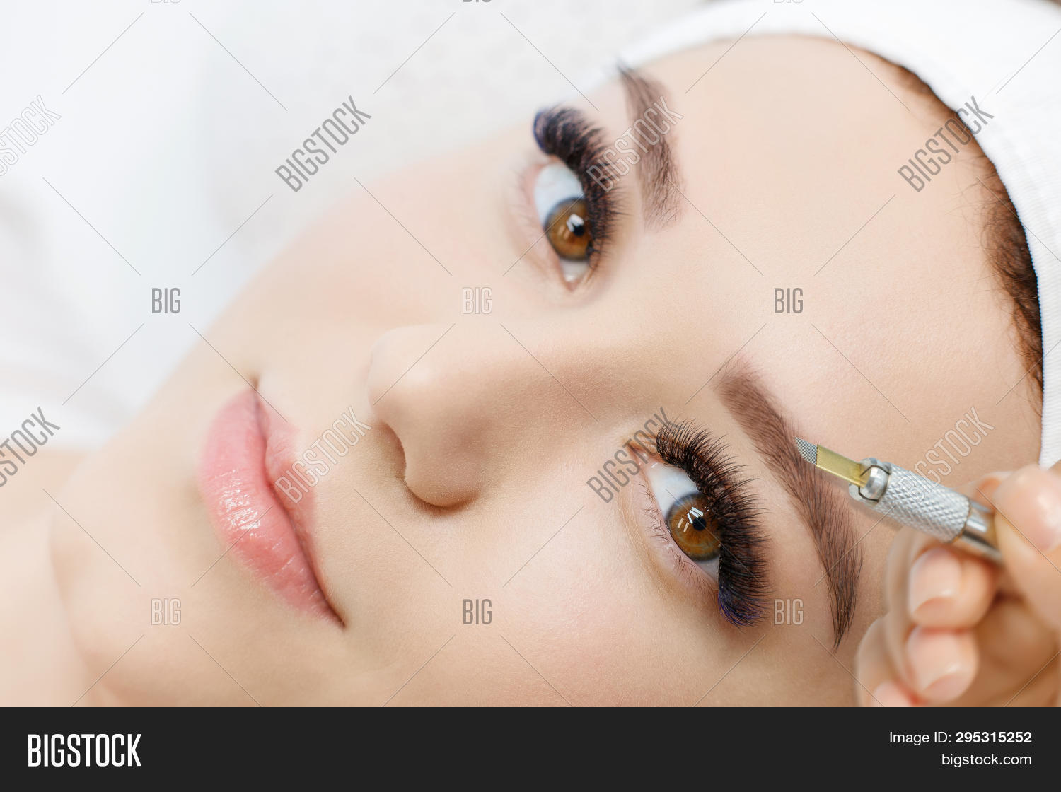Beautiful Young Girl Image & Photo (Free Trial) | Bigstock