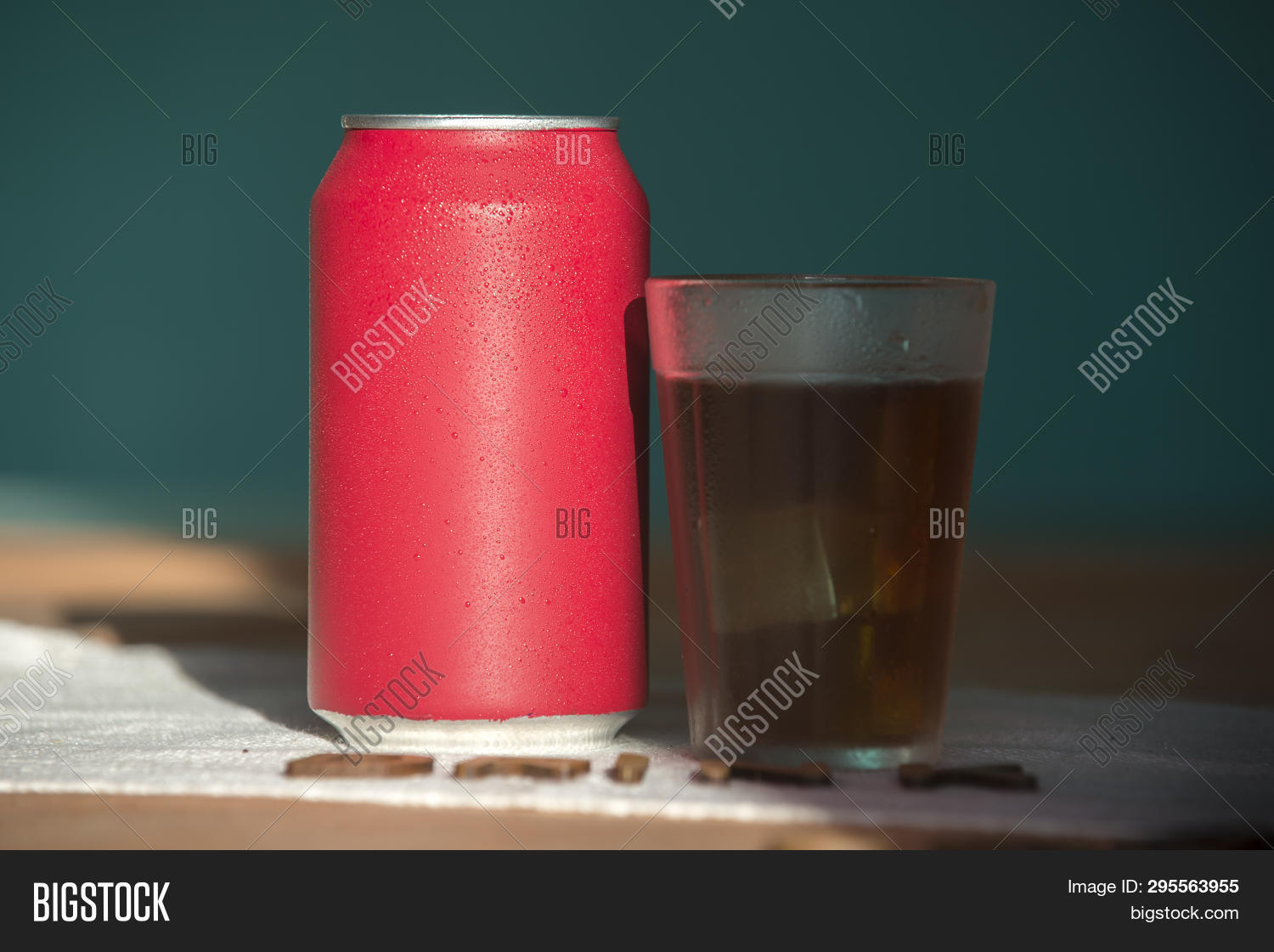 Red Soda Can Image & Photo (Free Trial) | Bigstock